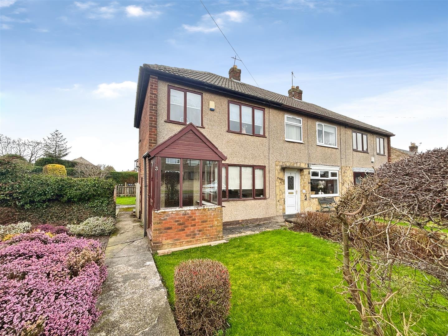 3 Bed, 1 Bath Property For Sale in Glendale Drive, BD6 2LT